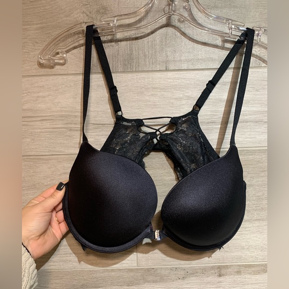 La SENZA | Intimates & Sleepwear | La Senza Beyond Sexy Classic Plunge ...